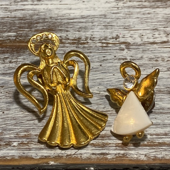 Jewelry | Set Of 7 Vintage Guardian Angel Pins | Poshmark
